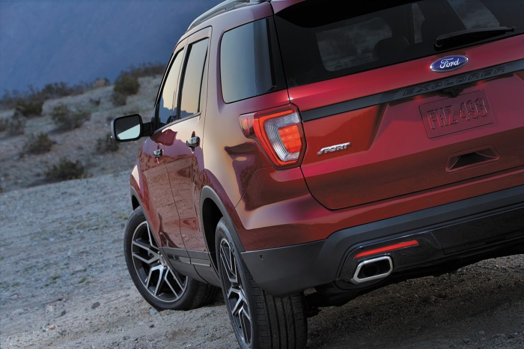 Ford Explorer Sport 2017, más equipamiento y 365 HP en esta edición ...